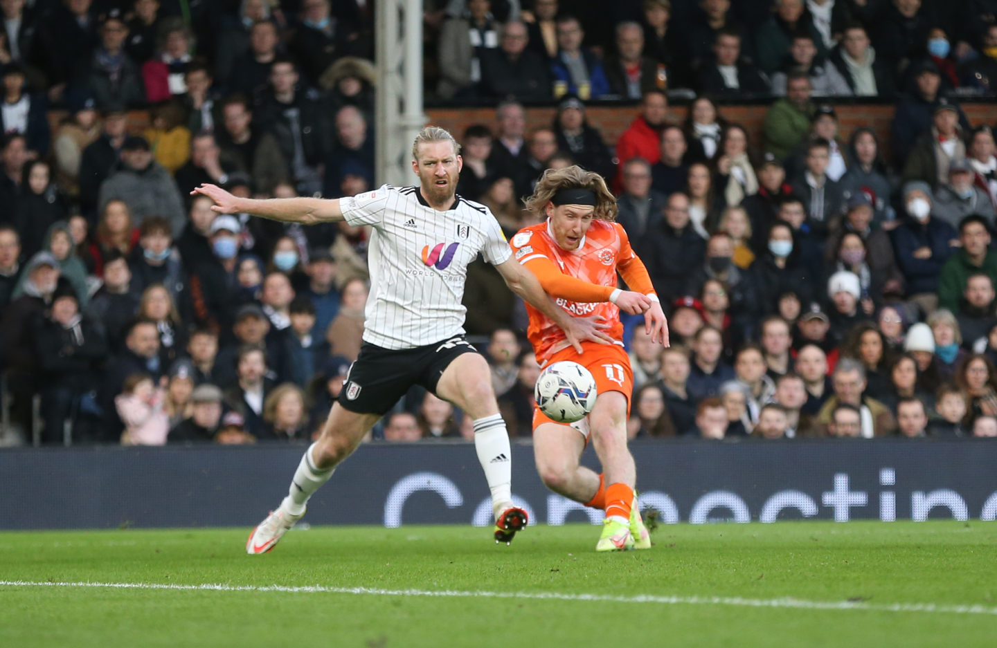 Report: Nottingham Forest stunned by Josh Bowler on deadline day