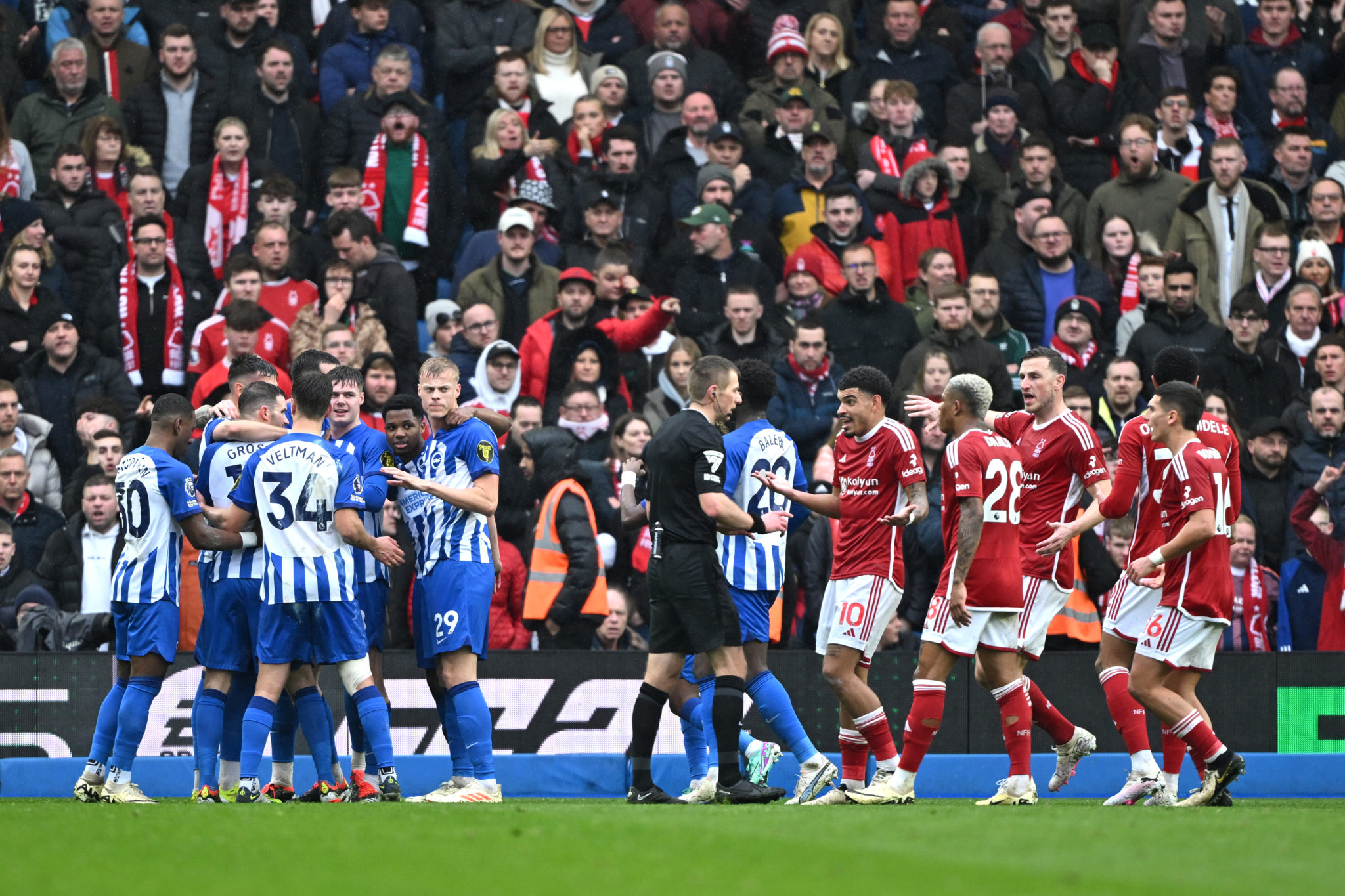 Nottingham Forest defender Andrew Omobamidele endures disastrous ...