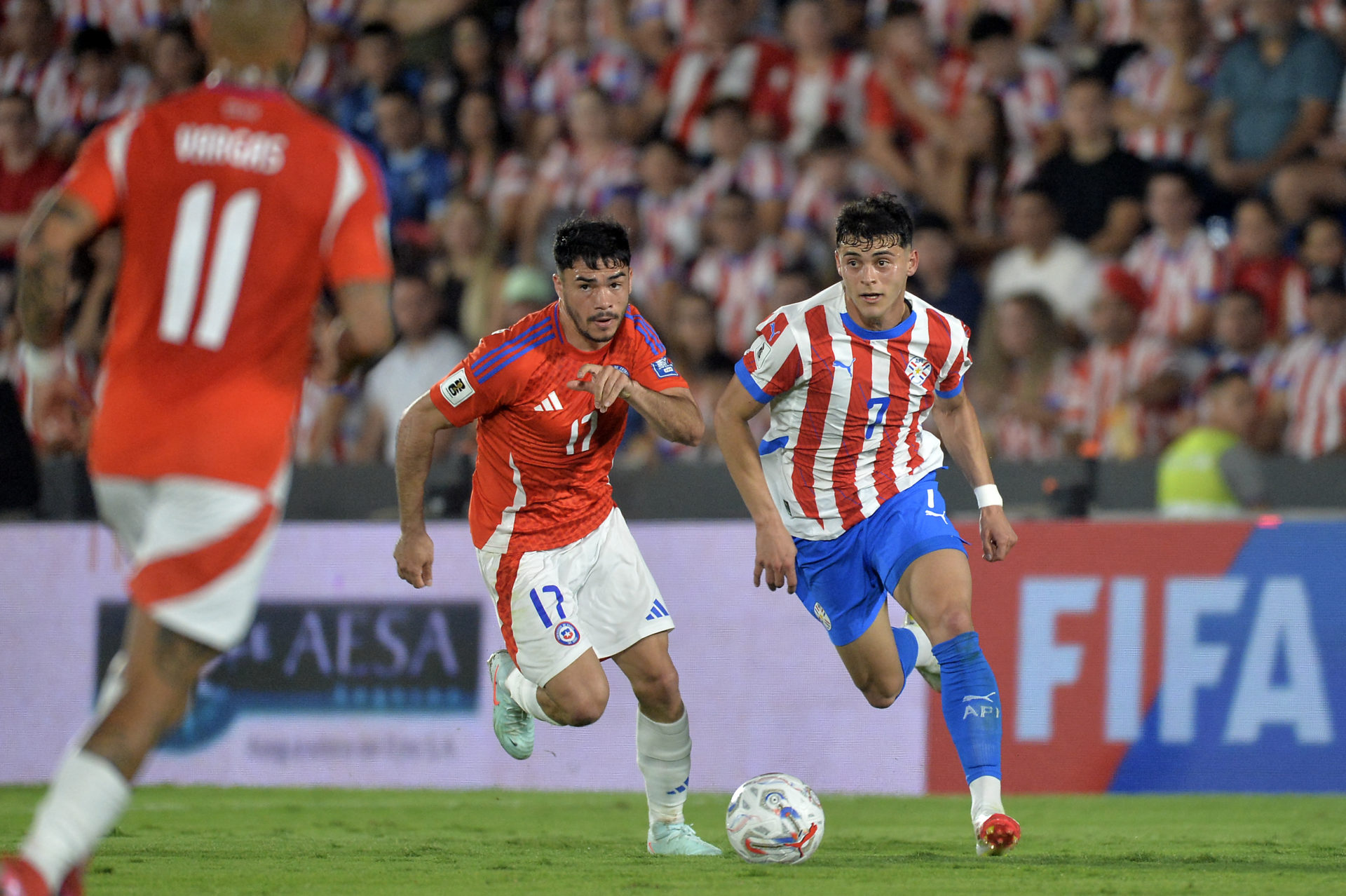 Paraguayan media issue brutal reaction to Nottingham Forest star Roman ...