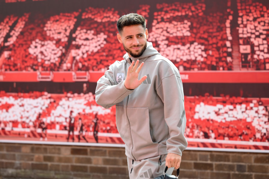 The Premier League club Alex Moreno could now sign for after leaving ...