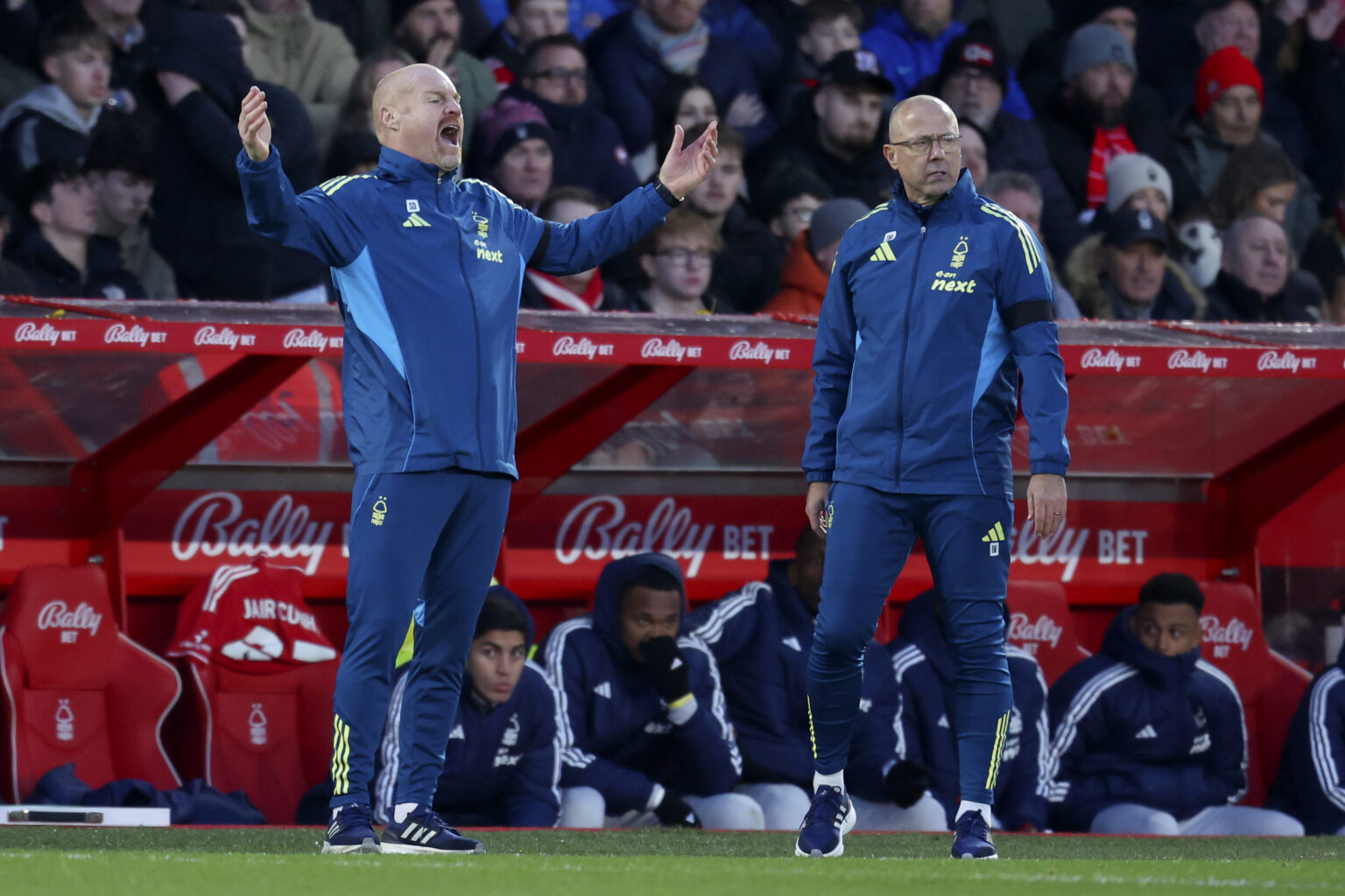 Sean Dyche takes subtle swipe at Ange Postecoglou after Nottingham ...